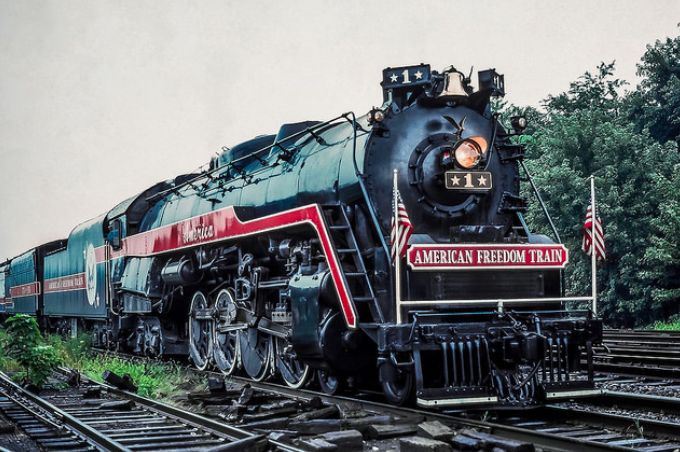 American Freedom Train Logo